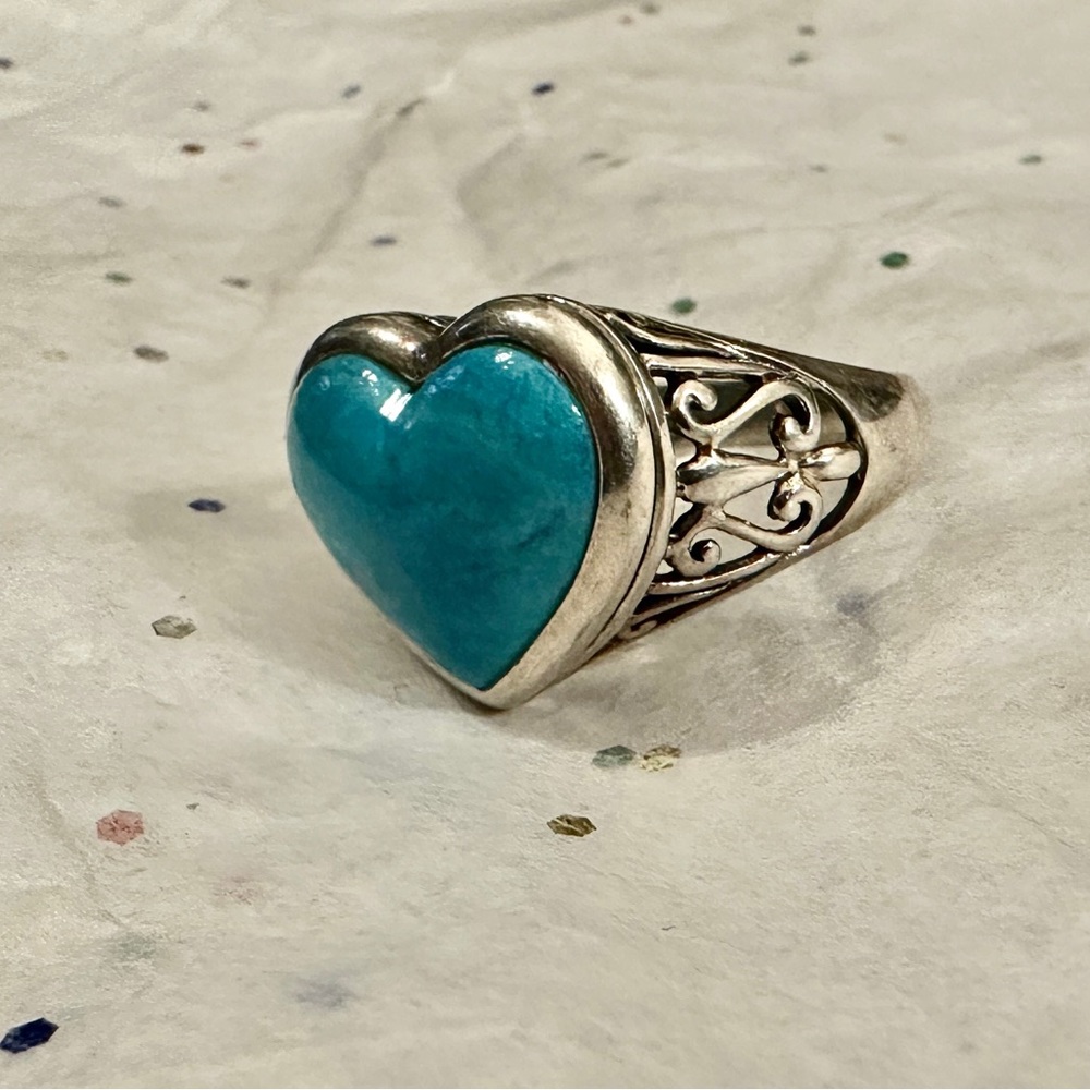 Silver & Turquoise Heart Shaped Ring - Gem